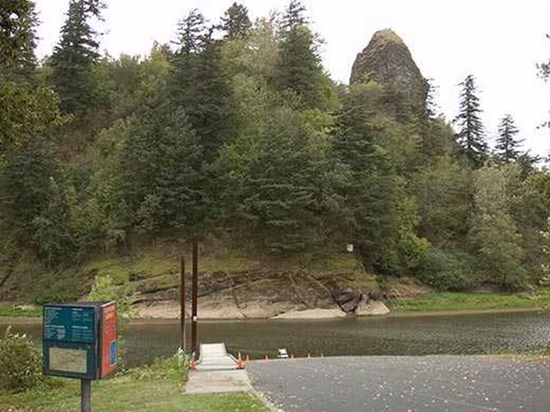 Rooster Rock Slough Fishing Access Site - Corbett, Oregon