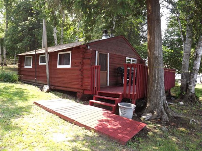 Moose Point Cottages - Crystal Falls, North Bay and Lake Nipissing, Ontario