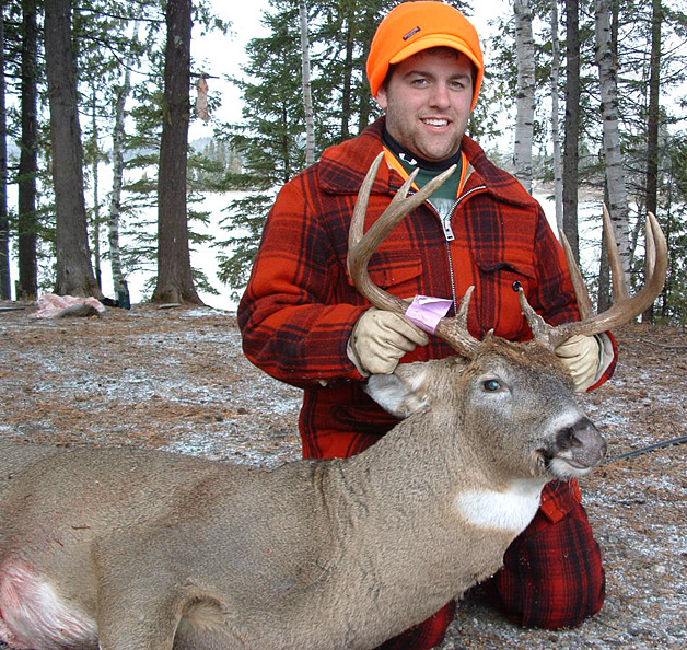Whitetail Deer Hunting, Kenora, Red Lake, Dryden, Sioux Lookout ...