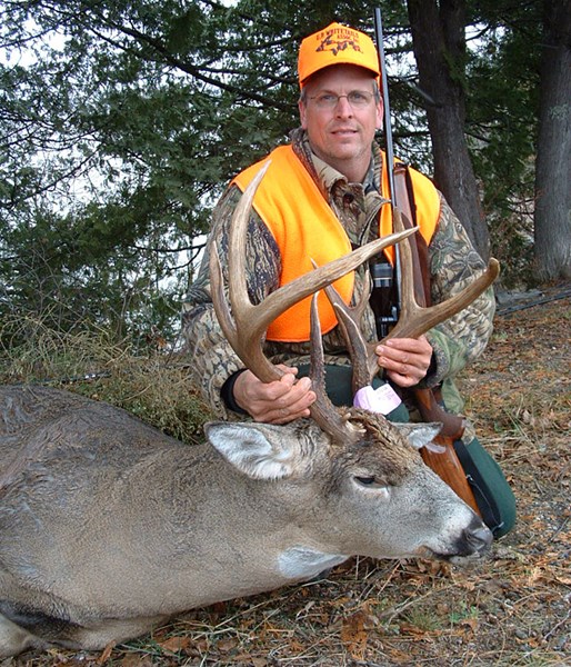 Whitetail Deer Hunting, Kenora, Red Lake, Dryden, Sioux Lookout ...