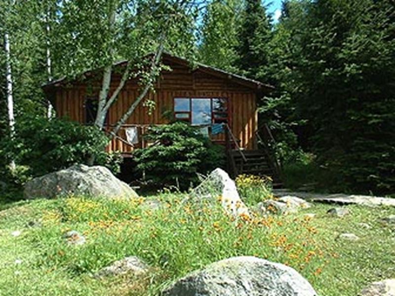 Woods Cabins, Nipigon, Geraldton, Manitouwadge, Wawa, Ontario