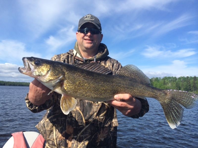 Totem Resorts - Totem Lodge and Yellowbird Lodge - Sioux Narrows ...