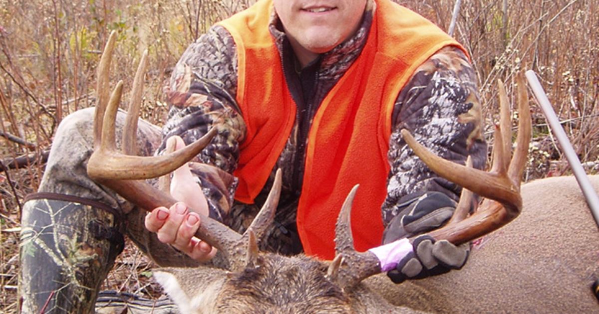 Hunting Package - Deer, Kenora, Red Lake, Dryden, Sioux Lookout ...