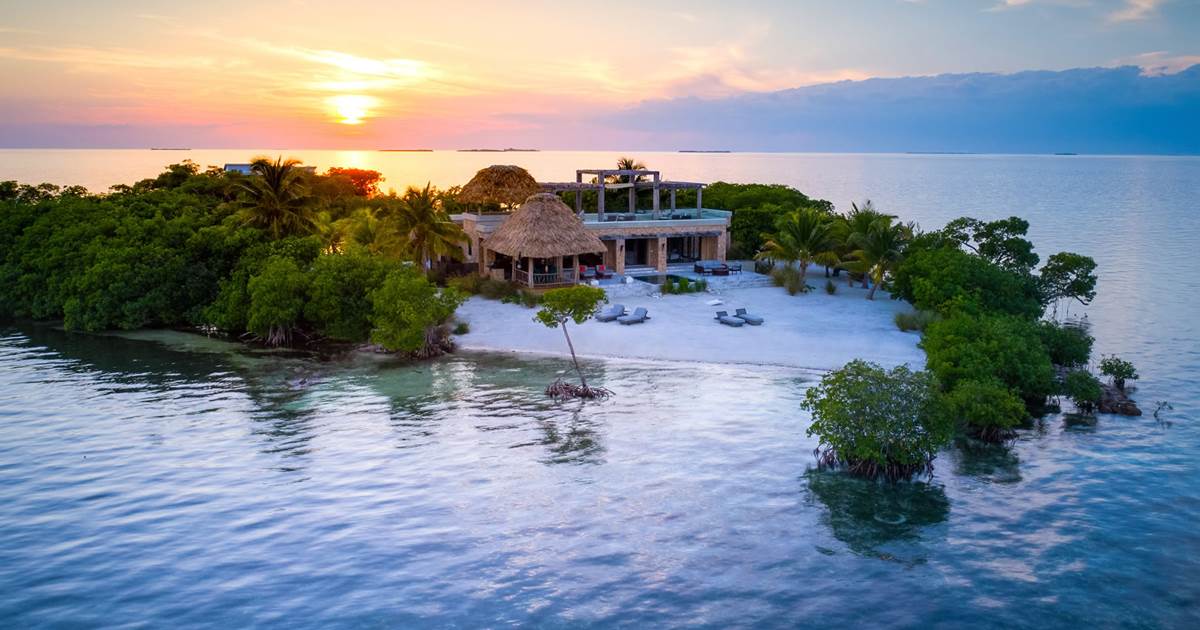 Kanu Private Island - Placencia Village