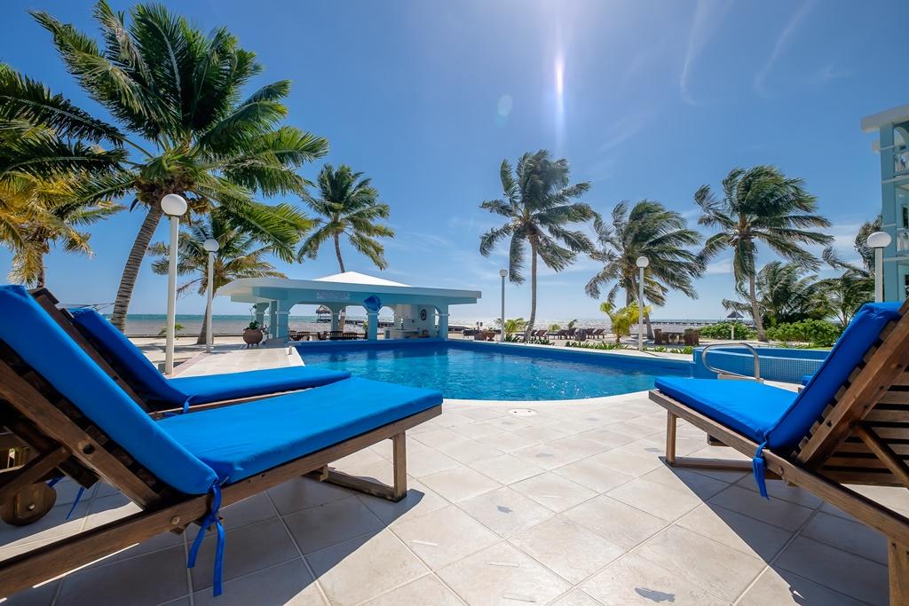 Sunset Beach Resort - San Pedro