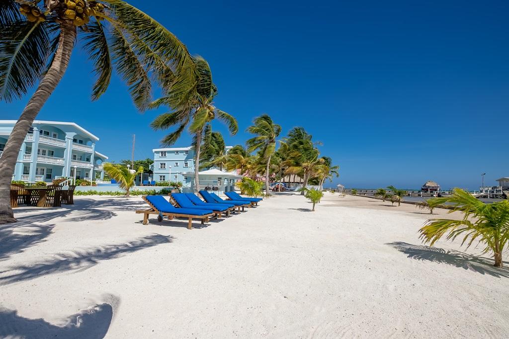 Sunset Beach Resort - San Pedro