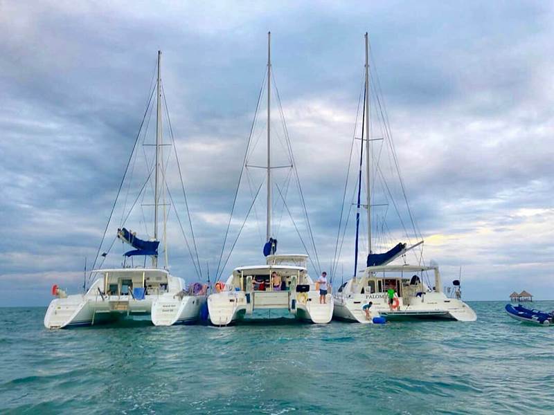Belize Sailing Vacations - Belize, Belize District