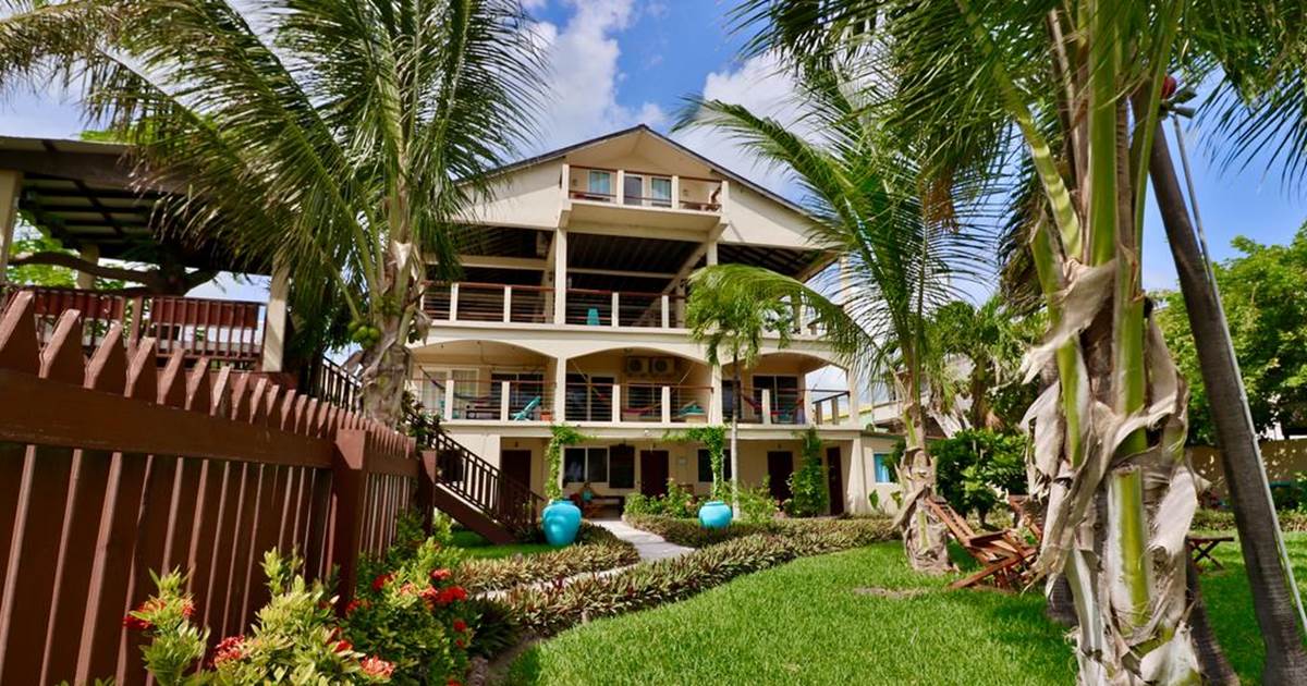 Parham Plaza Hotel - San Pedro, Corozal District