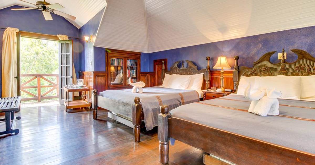 Family Suite @ Mahogany Hall - Bullet Tree Falls Village, Cayo District