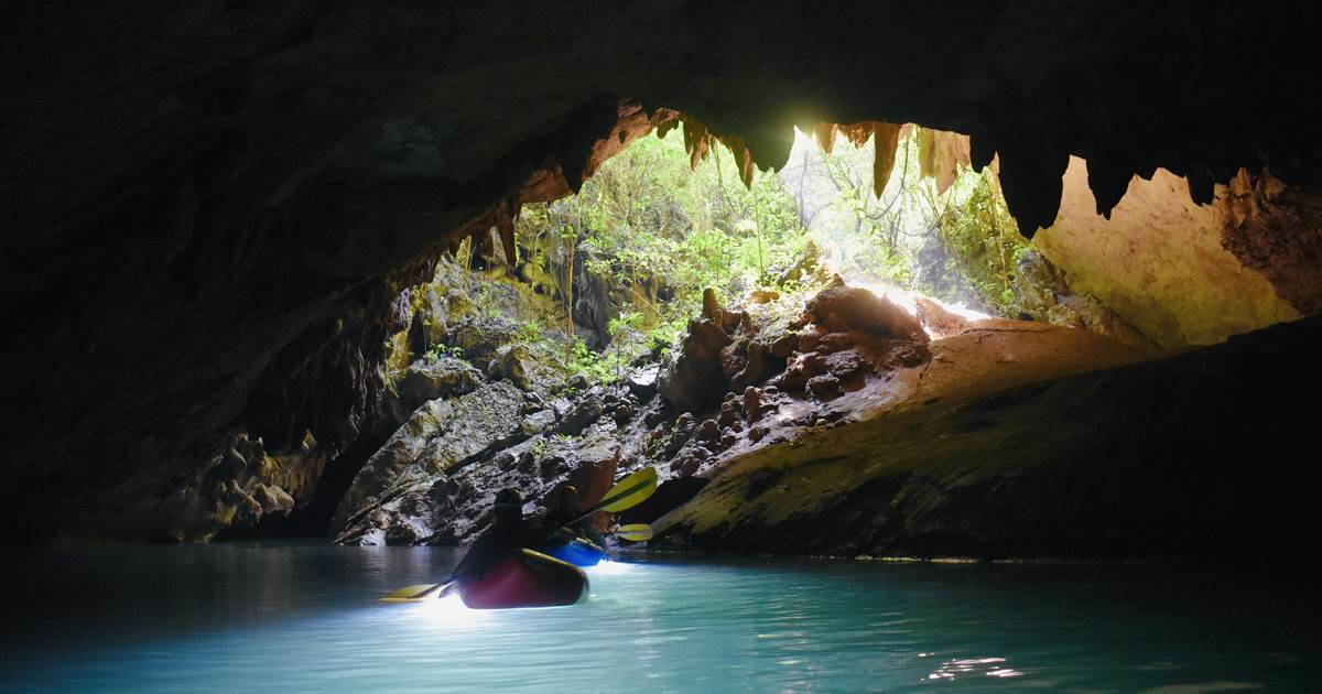Ultimate Cave Kayaking Adventure from Hopkins with Going Coastal ...