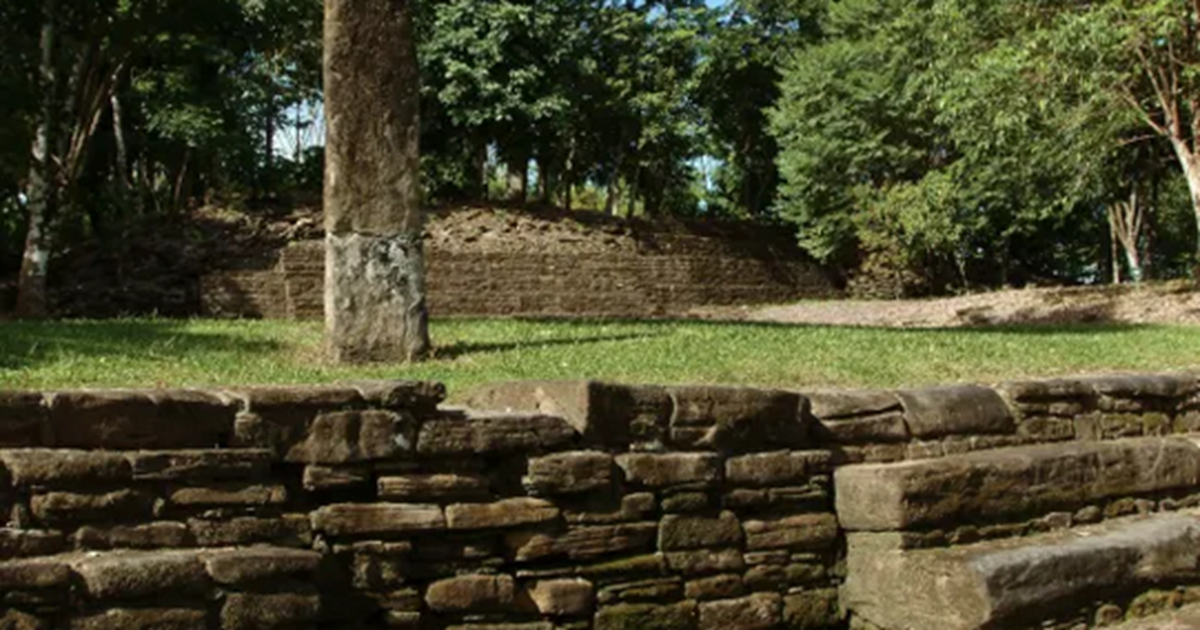 Barefoot Services Maya Living Experience and Nim Li Punit Temple Tour ...